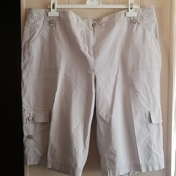 Style & Co. | Pants & Jumpsuits | Styleco Plus Size Capris | Poshmark